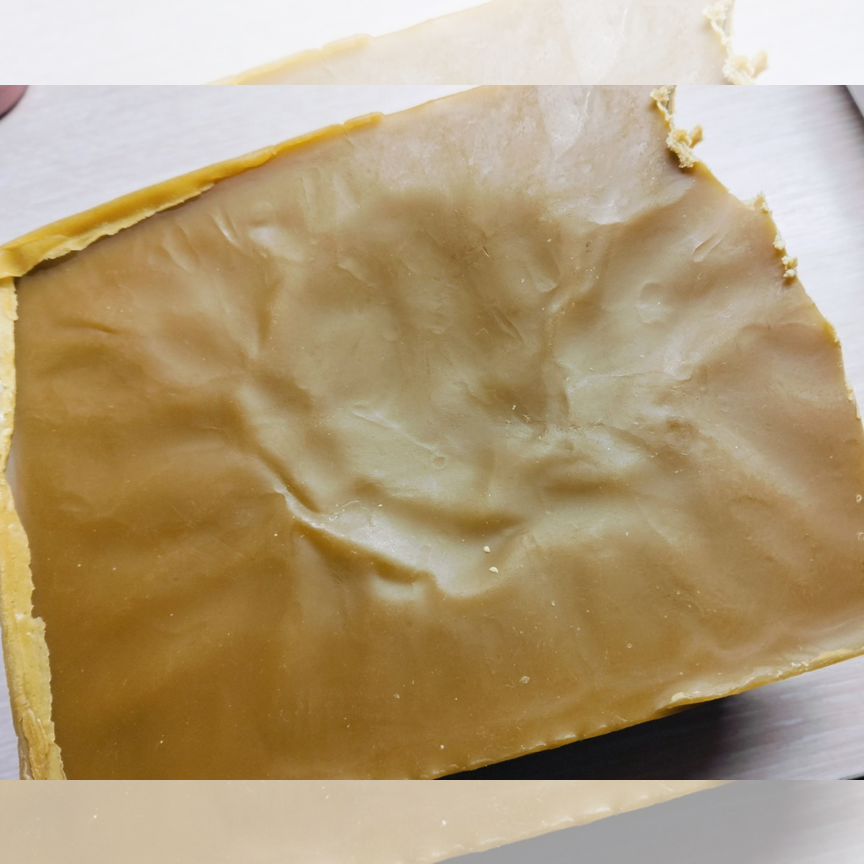 Воск пчелиный 892 грамма