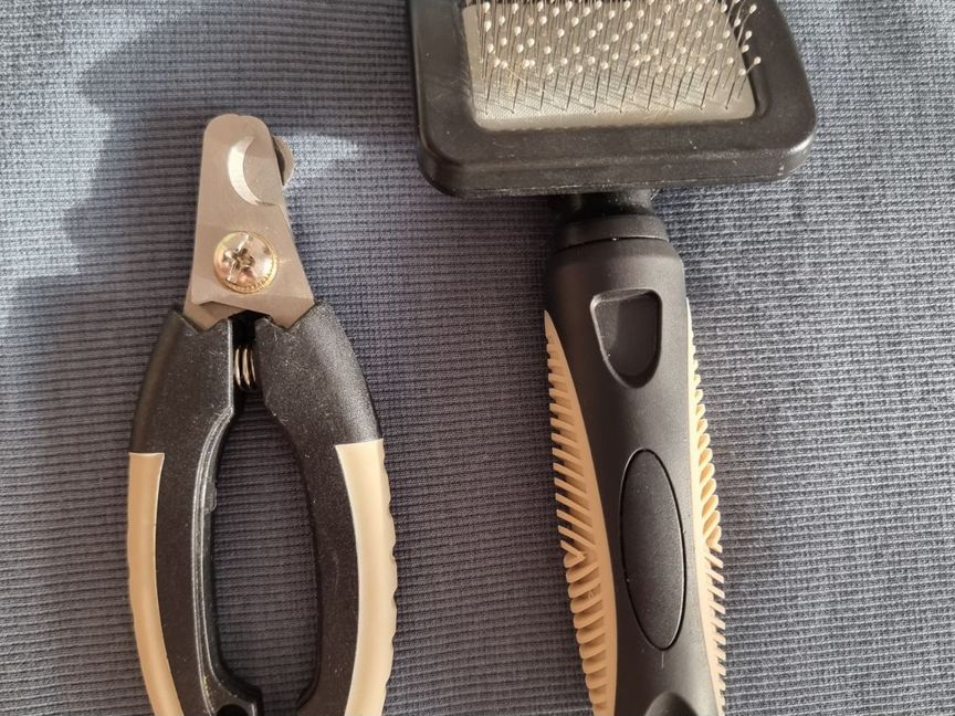 Набор для груминга расчёска и когтерез Rurri