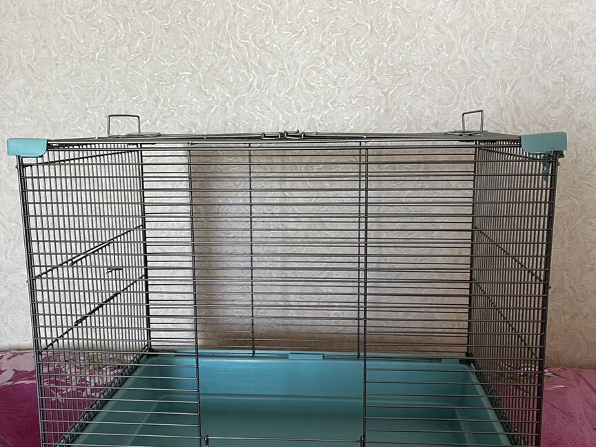Клетка для попугаев + качели,кормушка,поилка