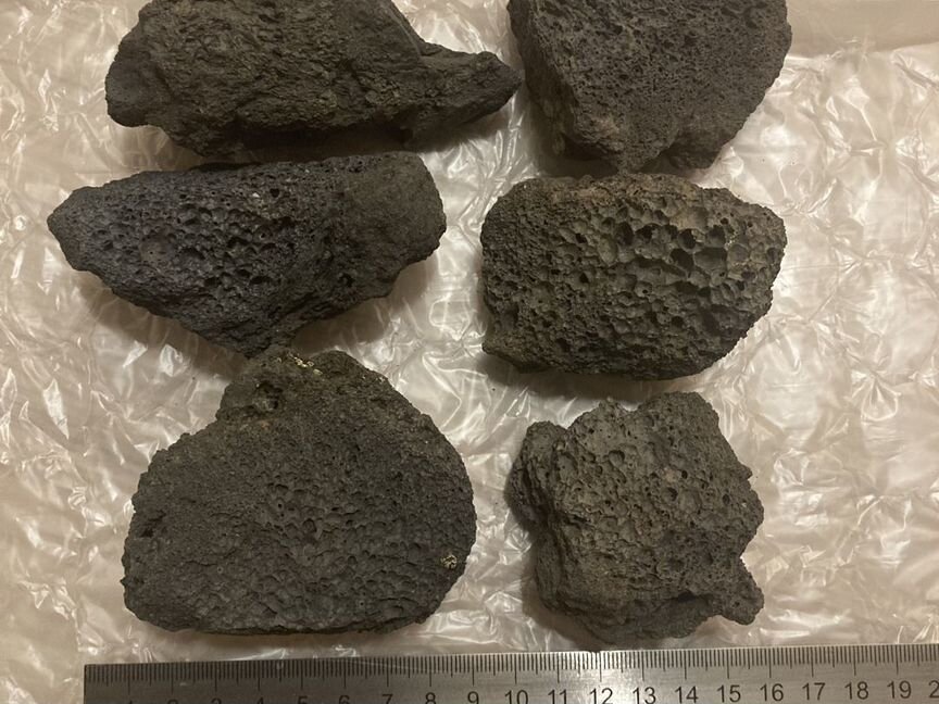 Лава для аквариума темная, набор 6 шт