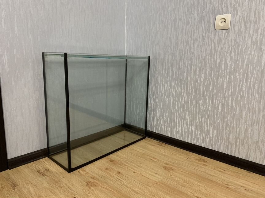 Аквариум, высота 65см, ширина 25 см, длина 69 см