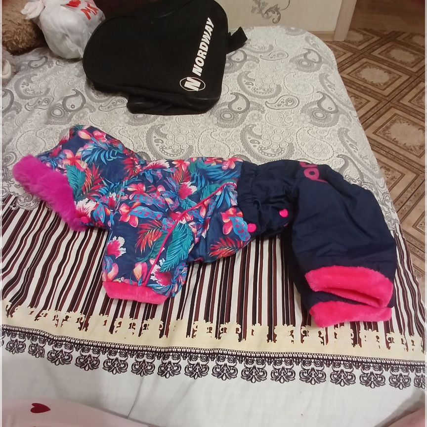 Зимний комбинезон для собачки