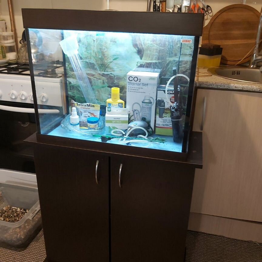 Аквариум ч тумбой на 60 литров