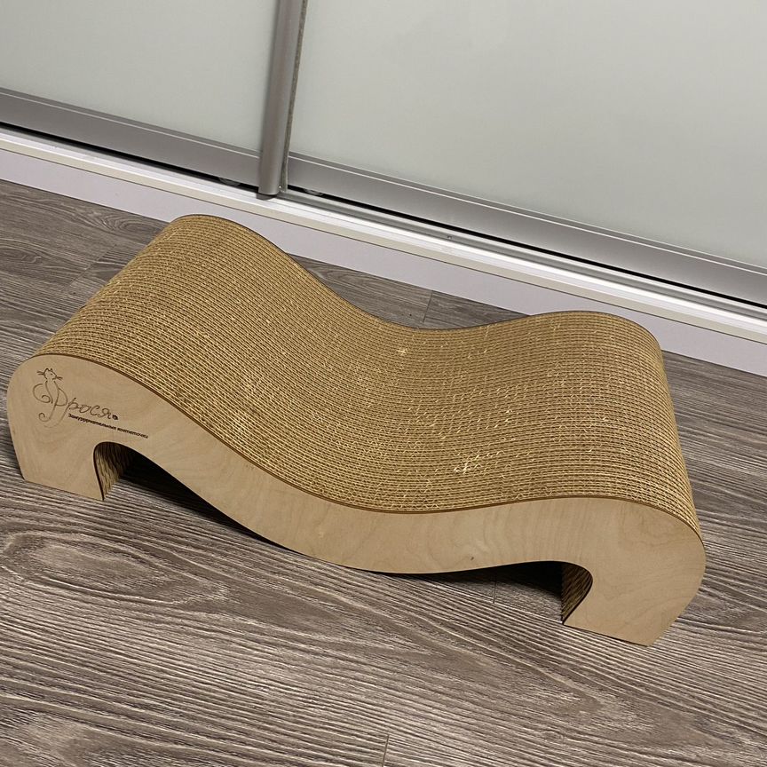 Когтеточка для кошек напольная