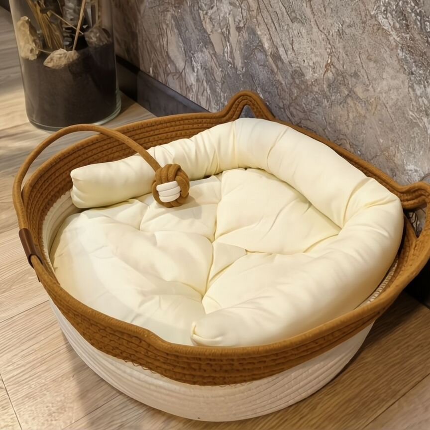 Лежанка для кошек