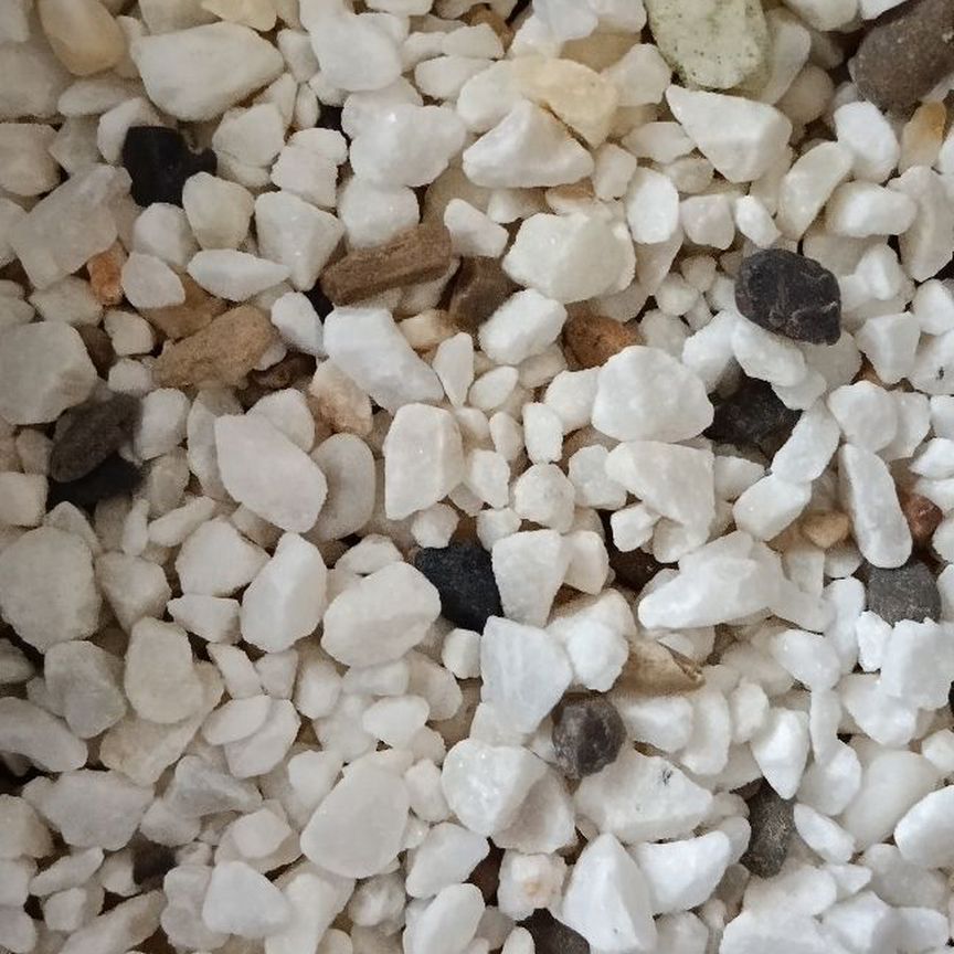 Грунт для аквариума около 15 кг может больше