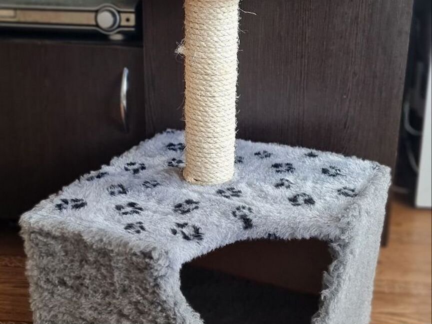 Домик для кошки с когтеточкой