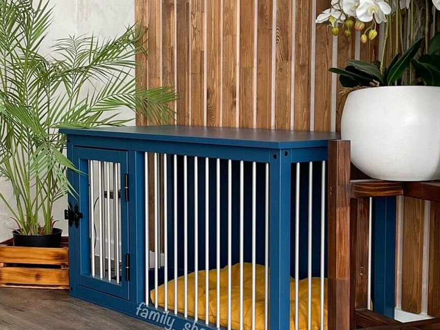 Интерьерная деревянная клетка для собак