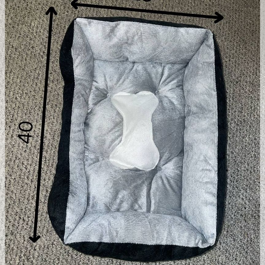 Лежанка для маленьких собак