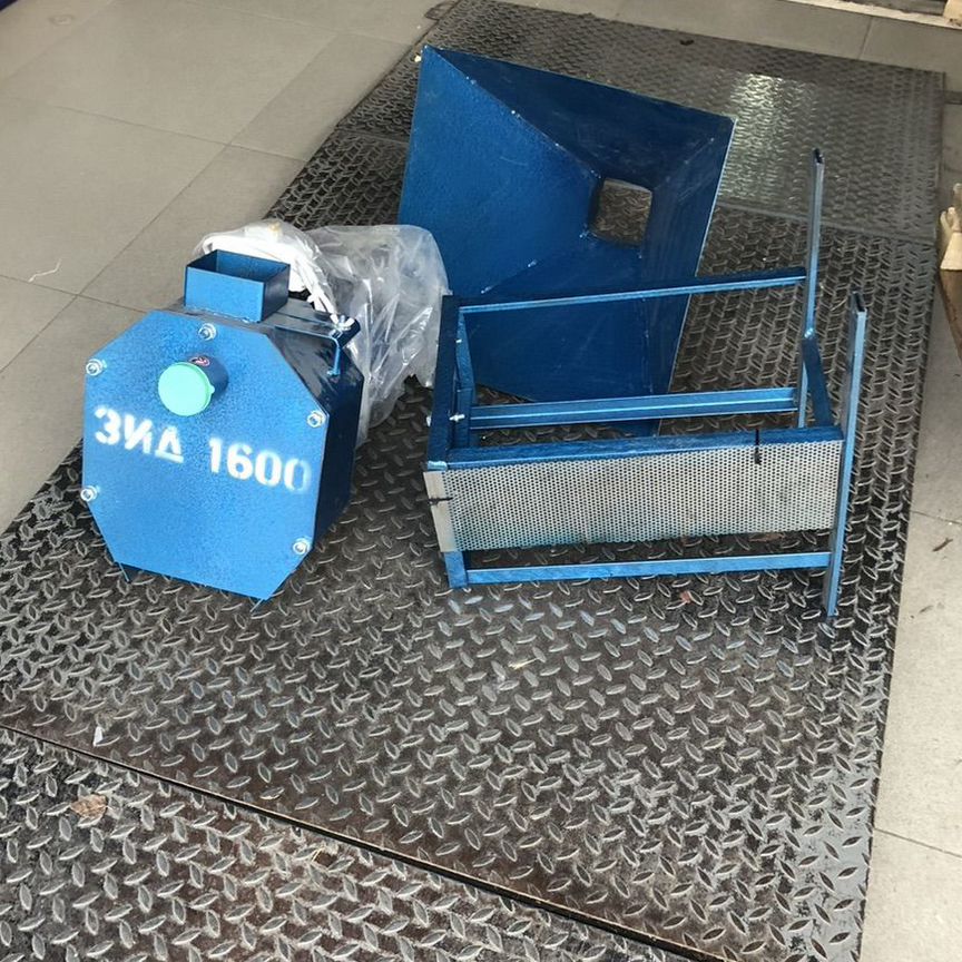 Зернодробилка/измельчитель зерна зид-1600