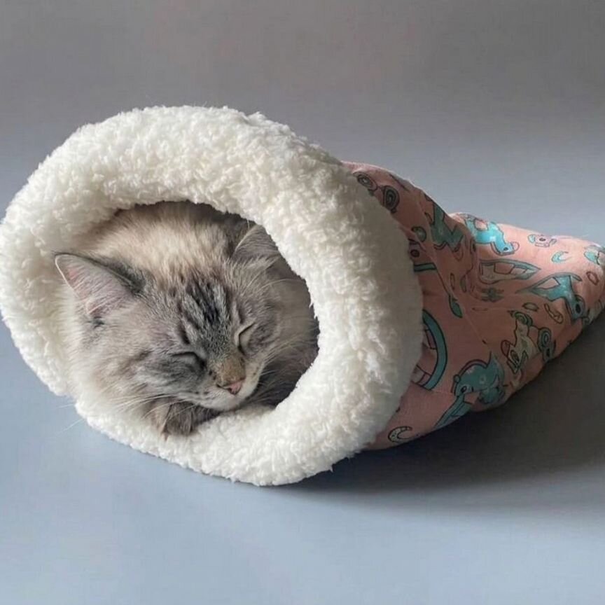 Домик лежанка для кошки и собаки
