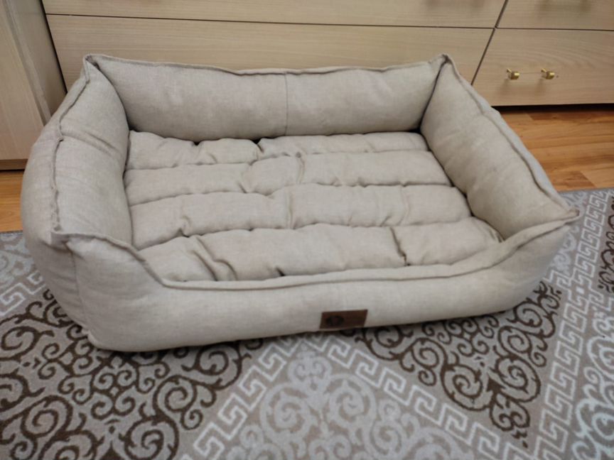 Лежанка для собак 80х60