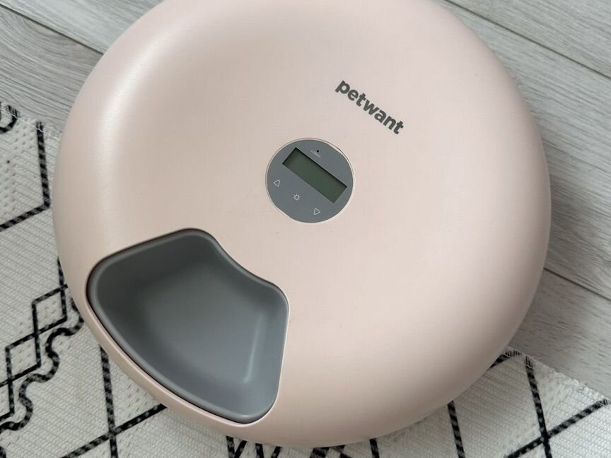 Автоматическая кормушка Petwant