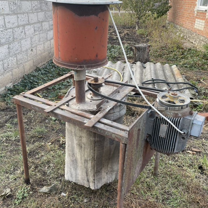 Зернодробилка