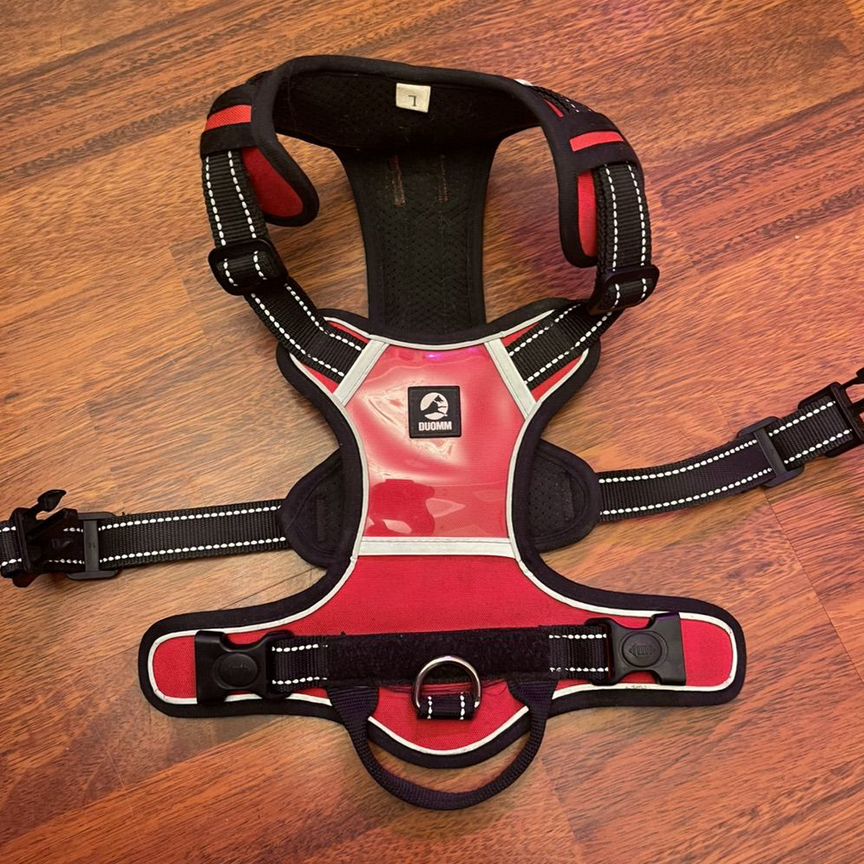 Шлейка для собаки