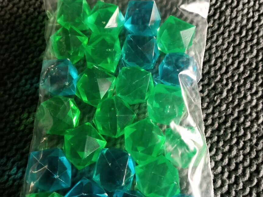 Камушки стеклянные