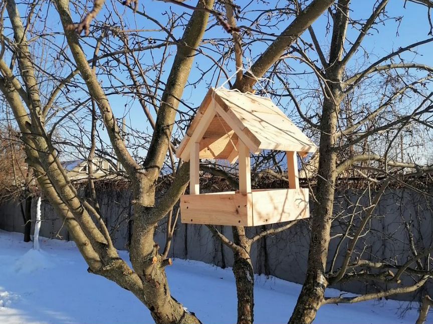 Кормушка для птиц