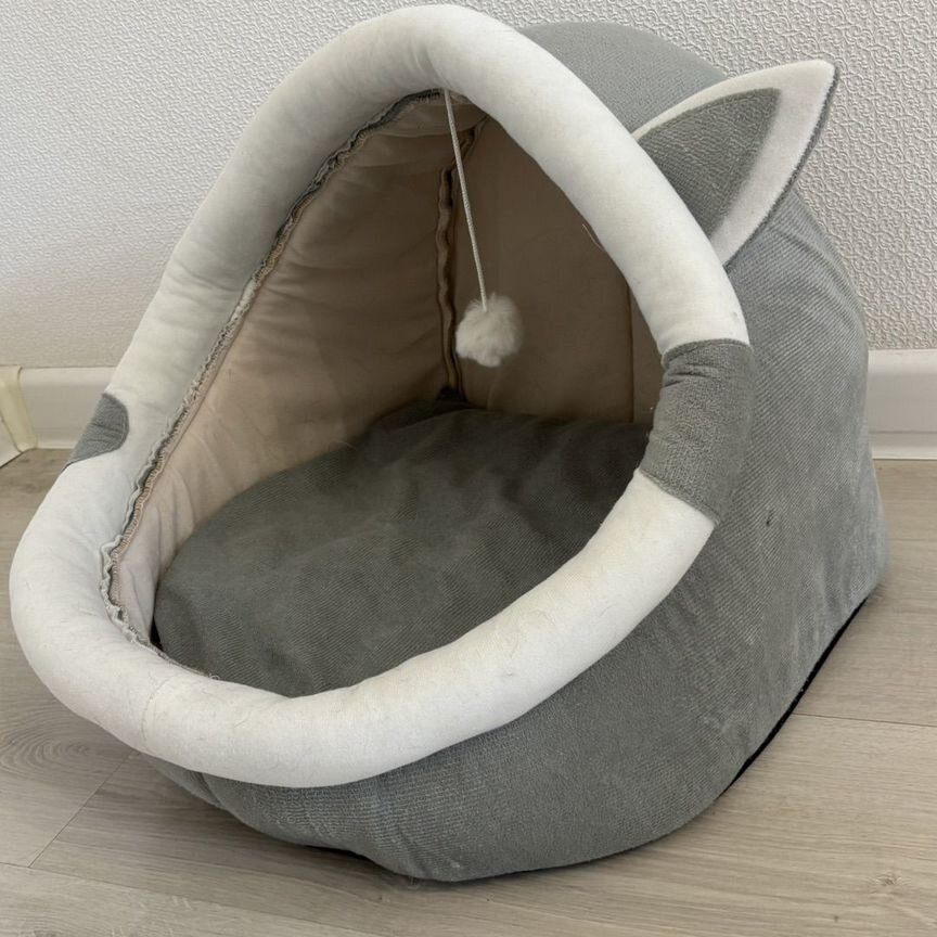 Лежанка для кошки