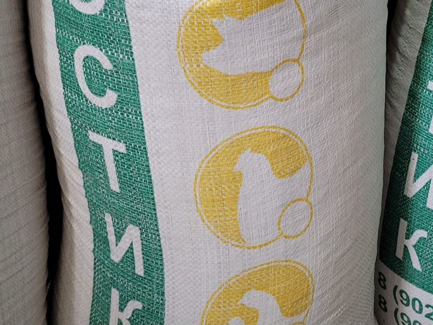 Универсальный комбикорм "Ростик" 40кг