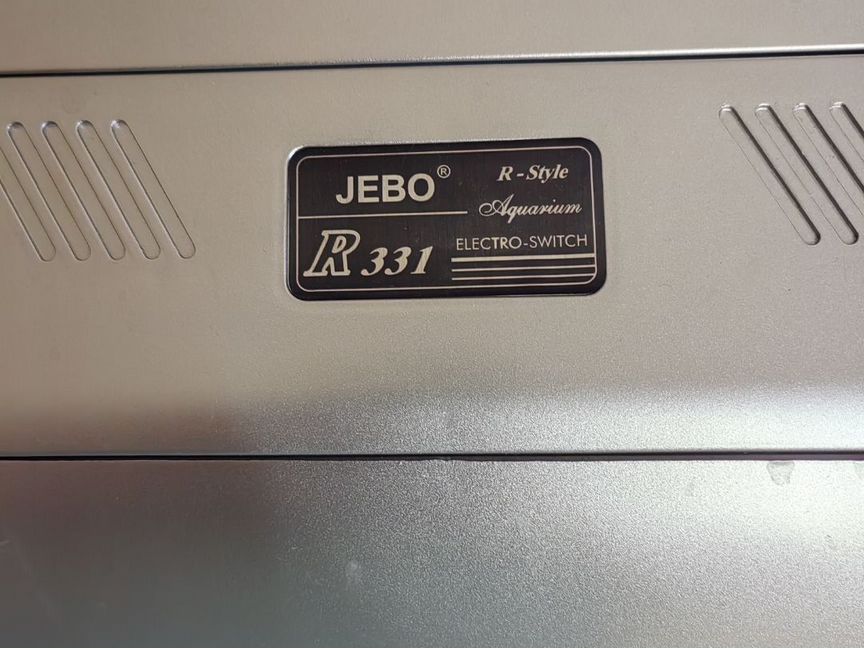 Аквариум и аквариумных рыбок - неоны и коридорасы