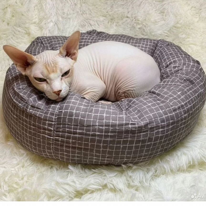 Лежанка для собак мелких пород и кошек