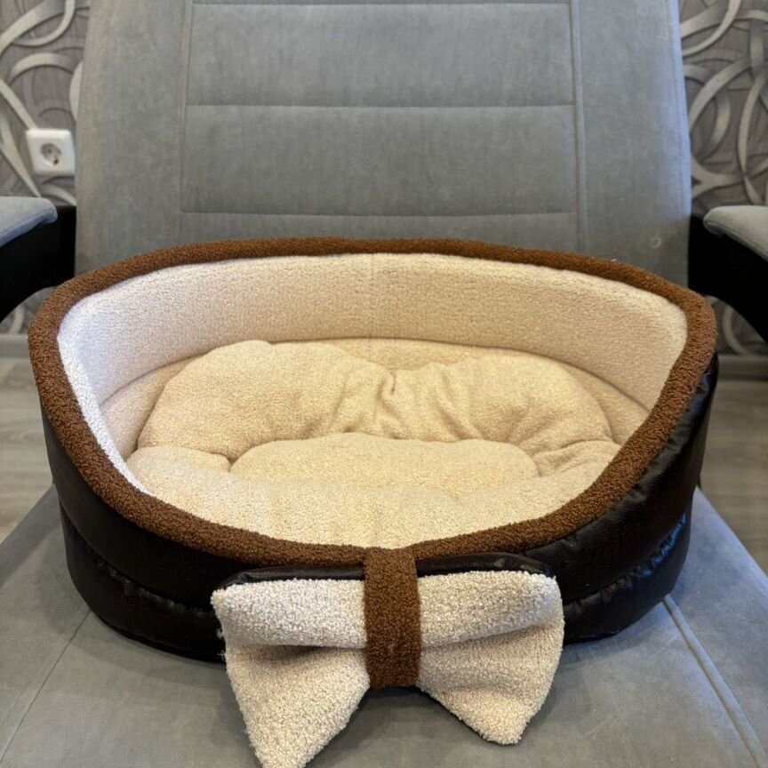 Лежанка для кошек