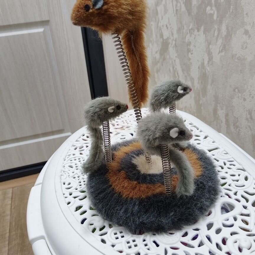 Игрушка для котят и кошек Мышка с мышатами