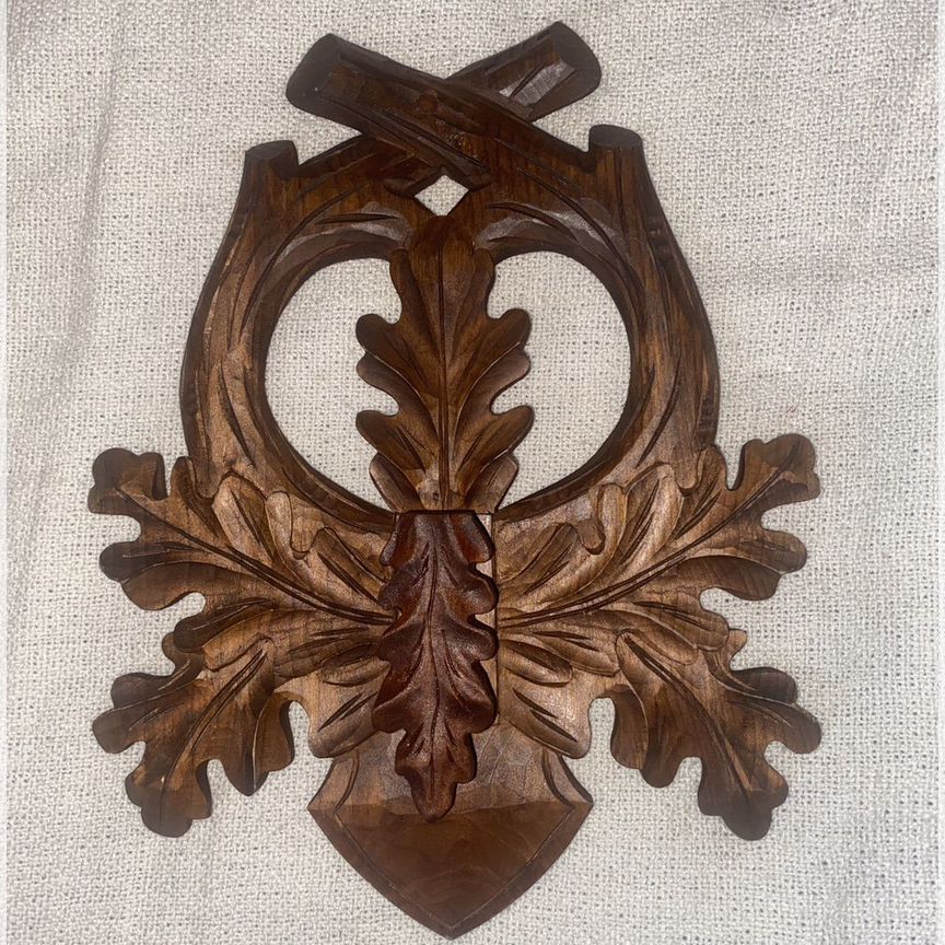 Медальон под клыки кабана