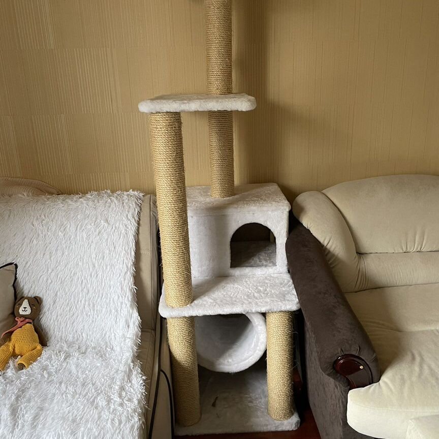 Домик для кошки с когтеточкой