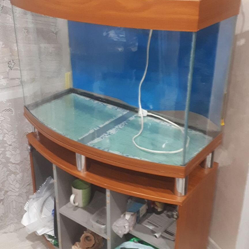 Аквариум с тумбой