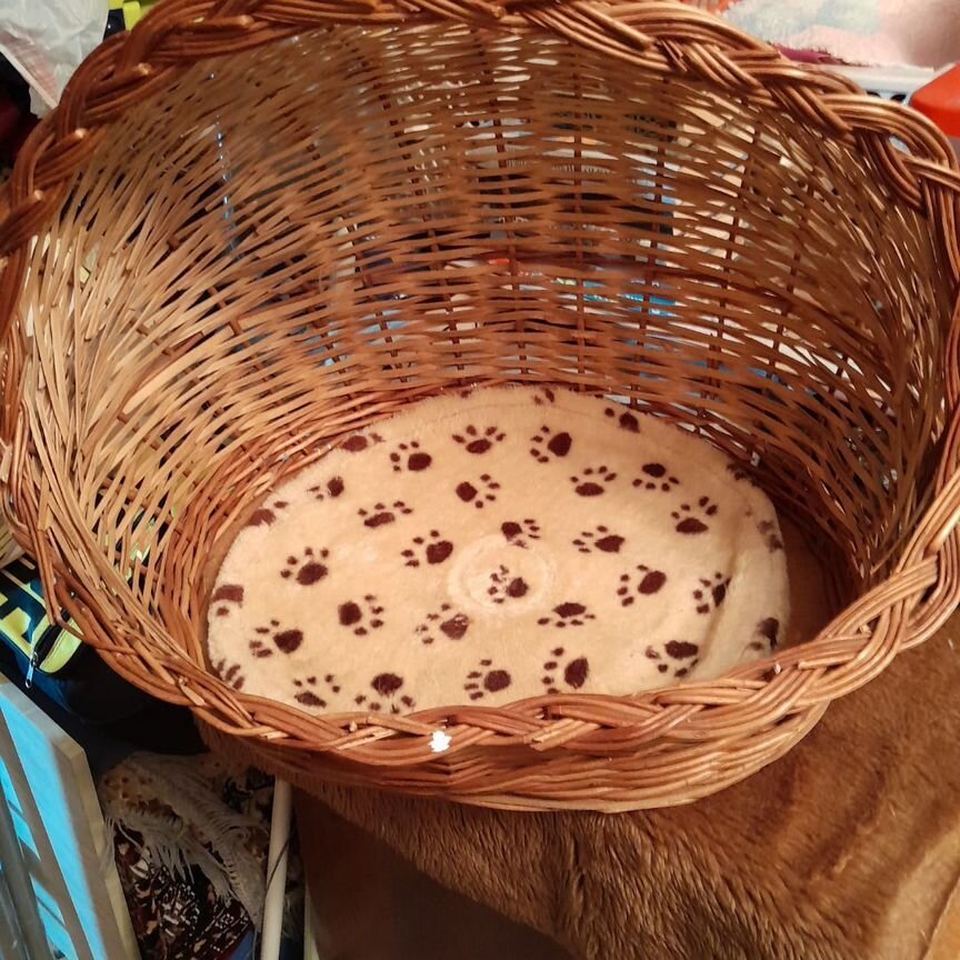 Корзинка лукошка для собаки или кошки