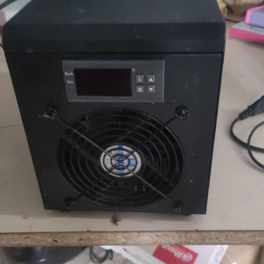 Чиллер для охлаждения воды в аквариуме