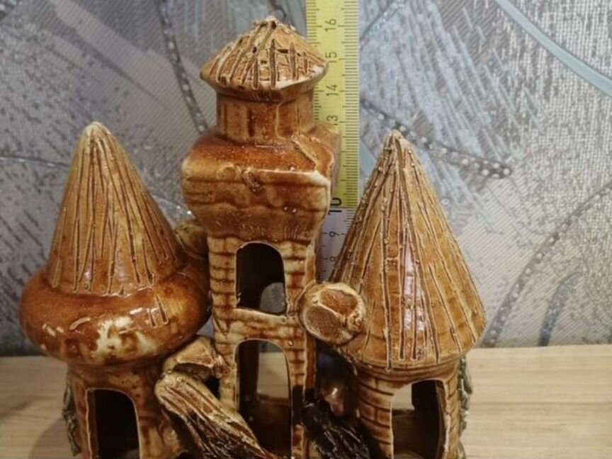 Замок для аквариума