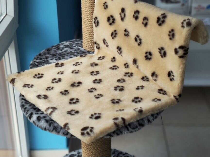 Лежак для кошек на батарею