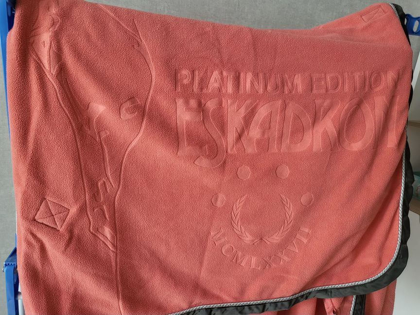 Попона для лошади флисовая Eskadron