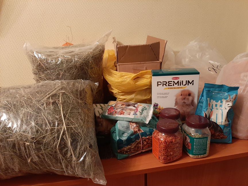 Корм, лакомство, сено, наполнитель для кроликов