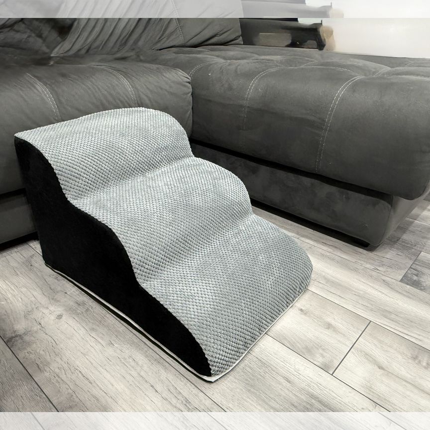 Лестница для собак новая 33 см