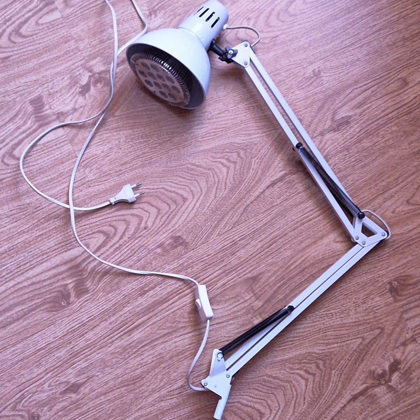 Ультрафиолетовая лампа