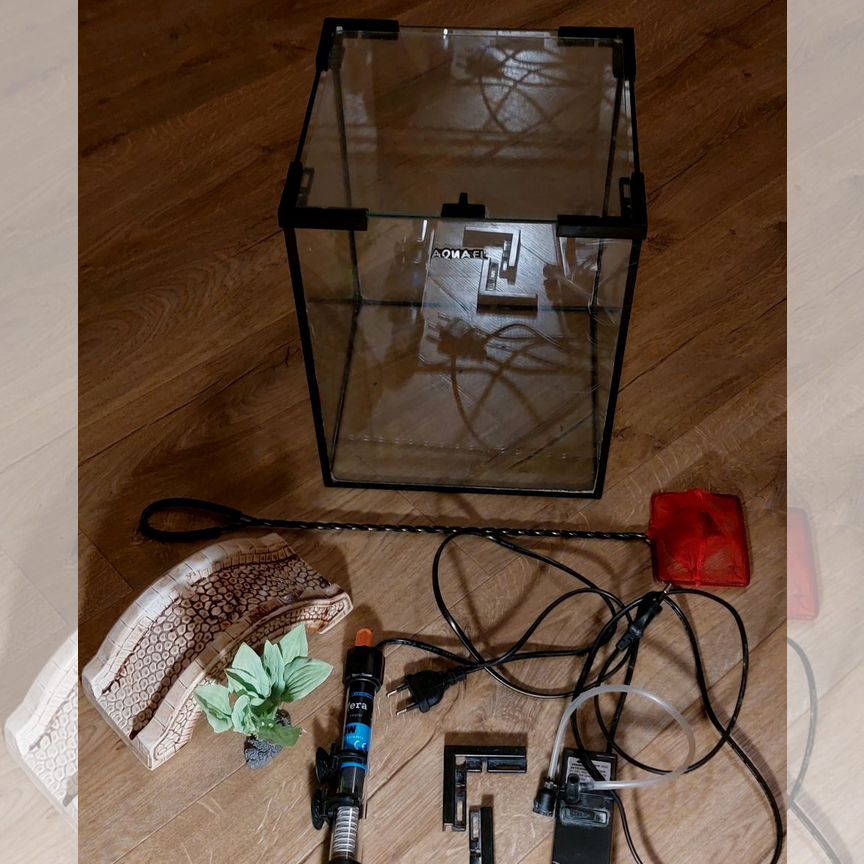 Аквариум с оборудованием