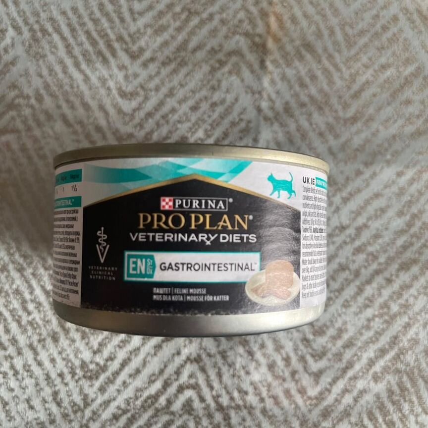 Консервированный корм, паштет