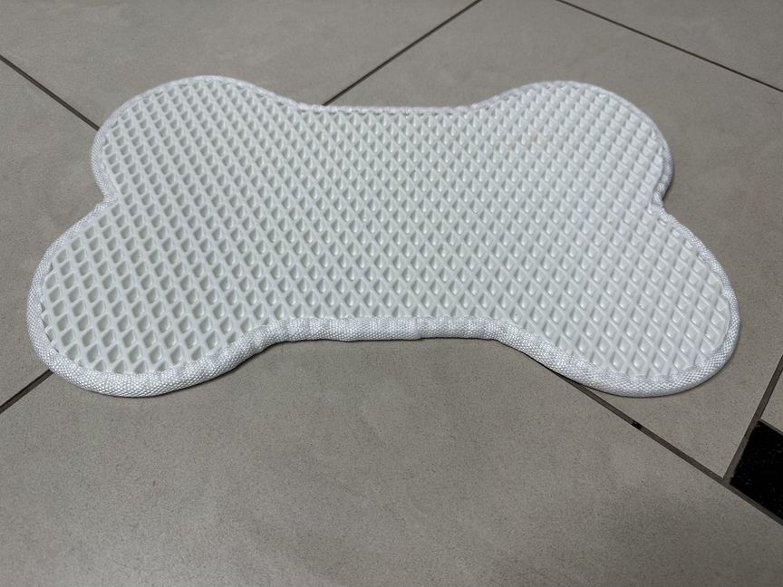 Коврик для питомца под миску из эва материала