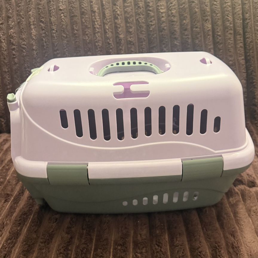 Переноска для животных пластиковая 48*32