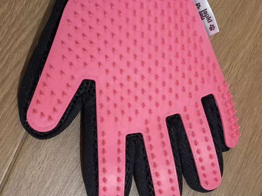 Перчатка-гребень для животного