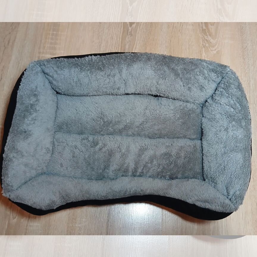 Лежанка для собак и кошек