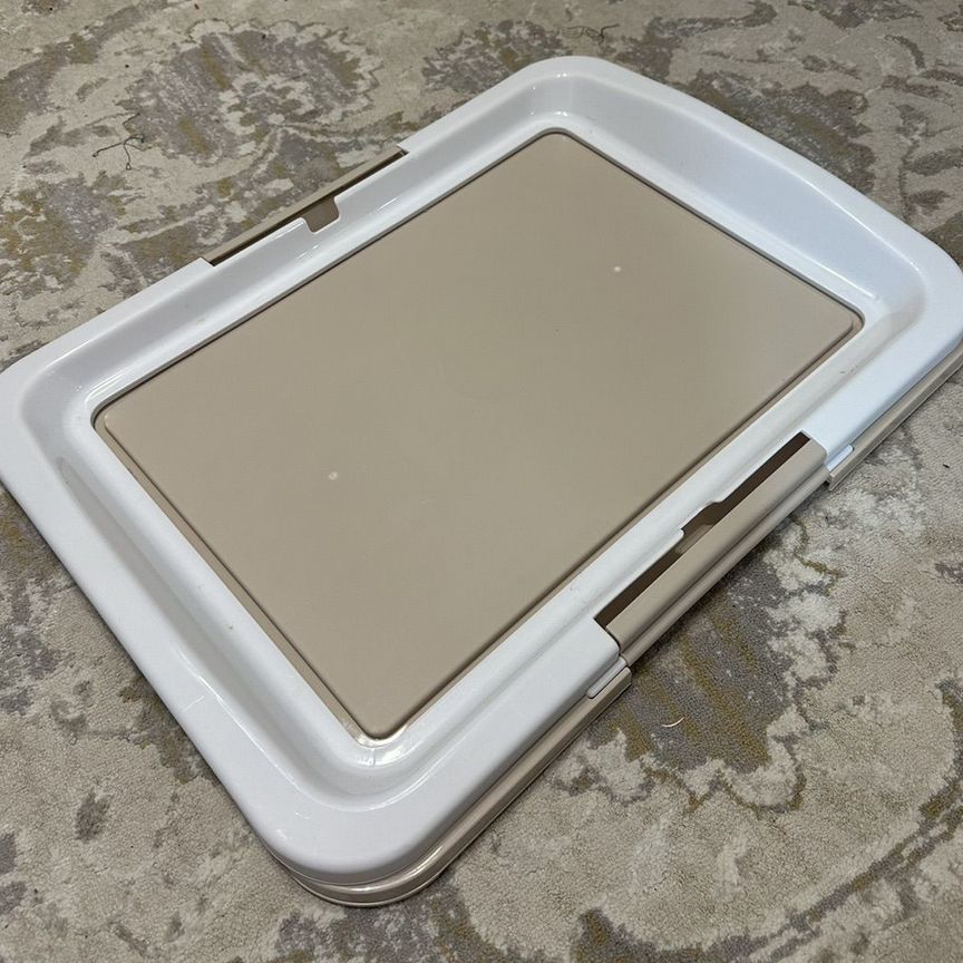 Продам лоток для собак