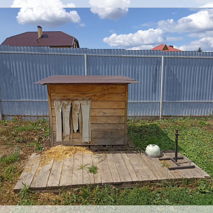 Будка для очень крупной собаки утепленная