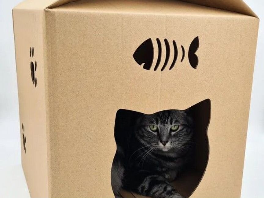 Картонный домик для кошки крафтовый / белый