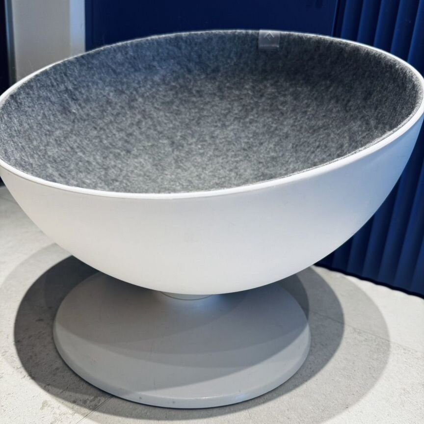 Лежанка для собак и кошек