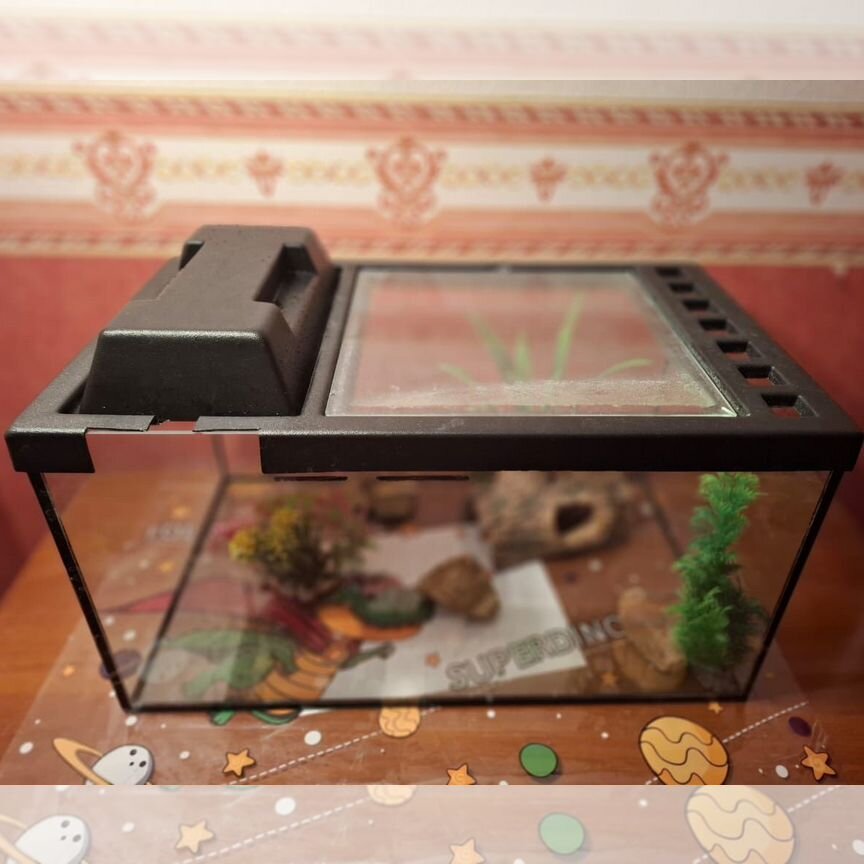 Продам аквариум 50л