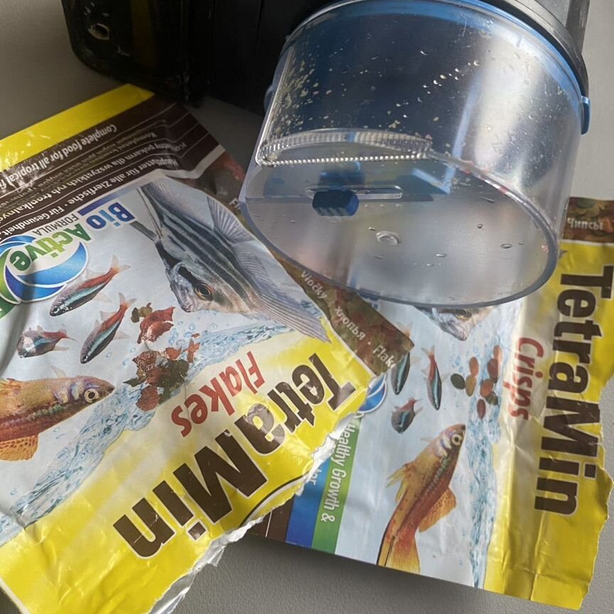 Автоматическая кормушка для рыбок